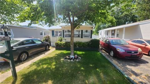 108 Buddy Ln, Akron, OH 44310 | 22 Photos - Movoto