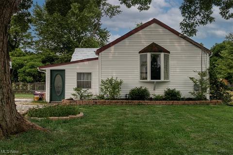 1044 Graham Ave, Kent, OH 44240 | 13 Photos | MLS #4465792 - Movoto