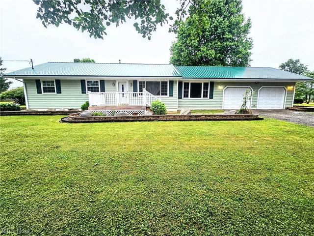 141 Orchard Dr, Little Hocking, OH 45742 | 35 Photos - Movoto