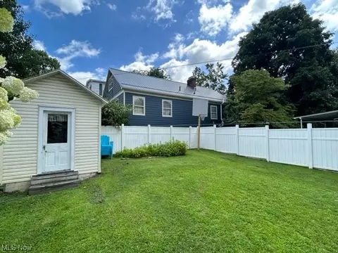 702 4th St, Marietta, OH 45750 | 15 Photos - Movoto