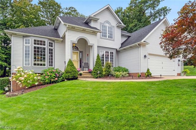 620 Ridgeline Dr, Cuyahoga Falls, OH 44223 | 33 Photos - Movoto