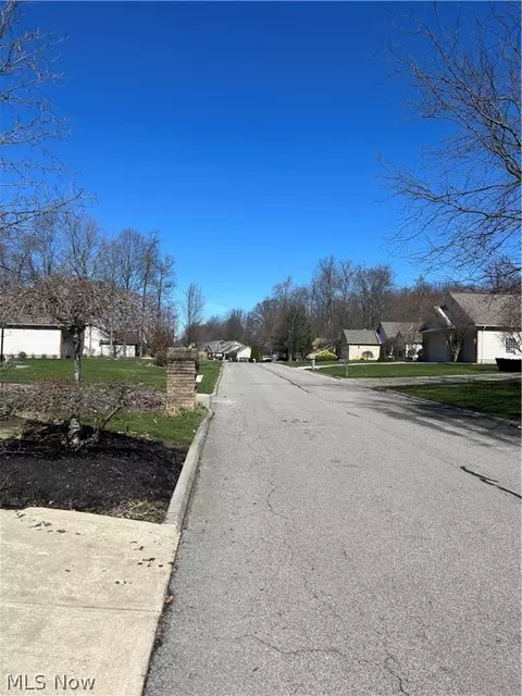 175 Saint Andrews, Cortland, OH 44410 | 36 Photos - Movoto