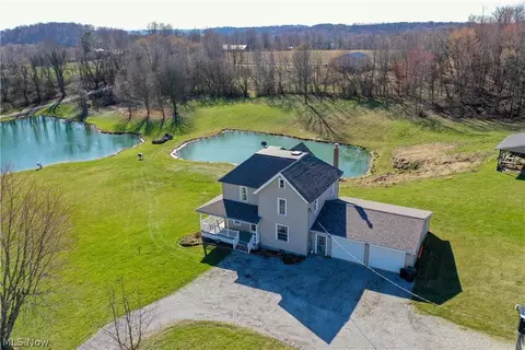 14269 Stanwood St SW, Navarre, OH 44662 | 47 Photos - Movoto