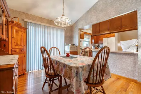 2159 Portage Line Rd, Mogadore, OH 44260 | 35 Photos - Movoto