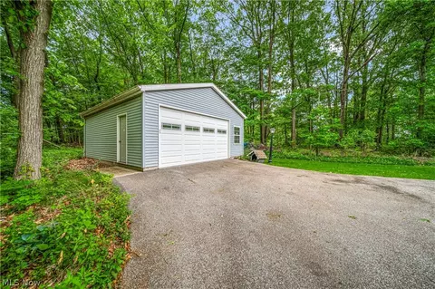 6691 Morley Rd, Concord, OH 44077 | 29 Photos - Movoto