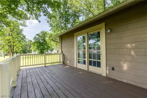 1889 Ronald Rd, Akron, OH 44312 | 36 Photos - Movoto