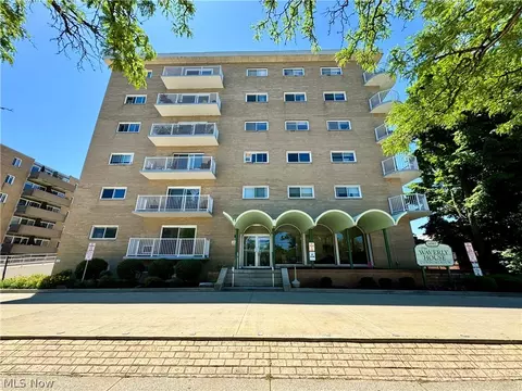 14567 Madison Ave, Lakewood, OH 44107 | 27 Photos - Movoto