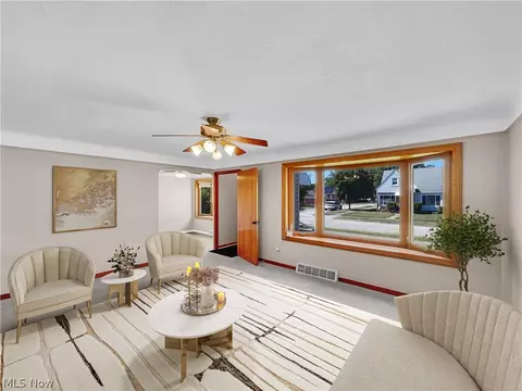 4315 Redfern Rd, Cleveland, OH 44134 | 19 Photos - Movoto