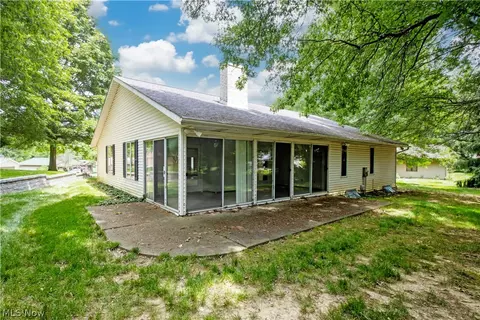 1109 Hedgecliff Dr, Wooster, OH 44691 | 19 Photos - Movoto