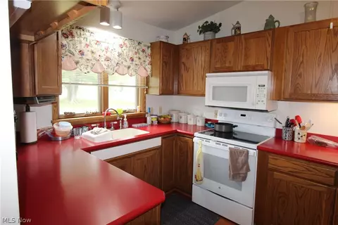 1825 Paradise Rd #902, Orrville, OH 44667 | 15 Photos - Movoto