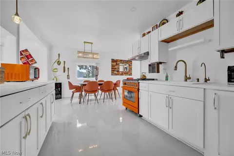 6095 Randolph Rd, Bedford Heights, OH 44146 | 37 Photos - Movoto