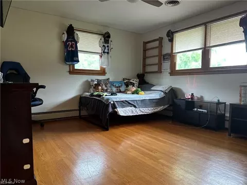 14059 Greenbower St NE, Alliance, OH 44601 | 33 Photos - Movoto