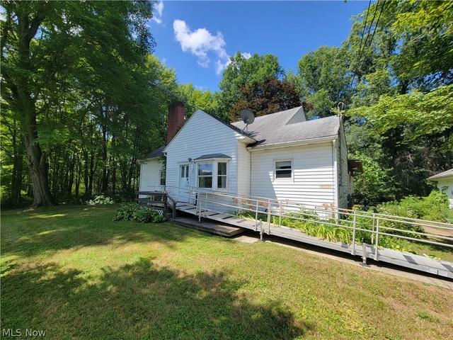 5653 Wayland Rd, Ravenna, OH 44266 | 43 Photos - Movoto