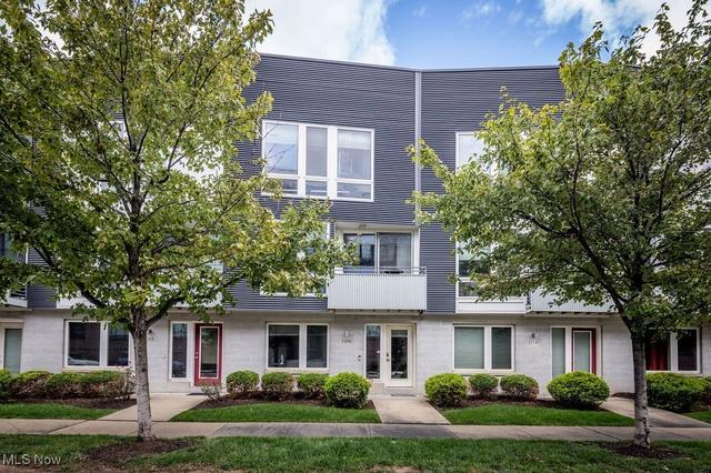 Cleveland, OH Condos & Townhouses For Sale - Movoto
