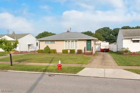 44144 Homes For Sale & 44144, OH Real Estate - Movoto