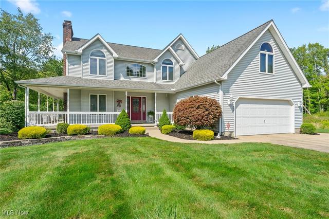 4076 Shallow Creek Dr, Struthers, OH 44471 | 46 Photos - Movoto