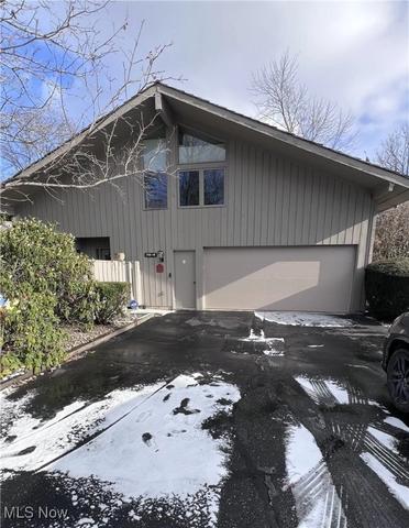 250 Laurel Cir #13, Aurora, OH 44202 | 20 Photos - Movoto