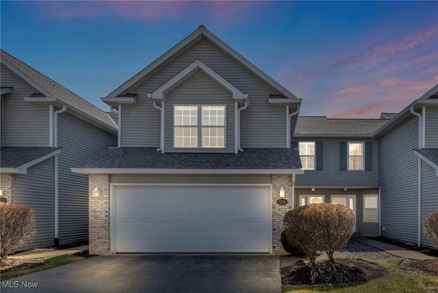 526 Hidden Harbor Dr, Fairport Harbor, OH 44077 | 34 Photos - Movoto