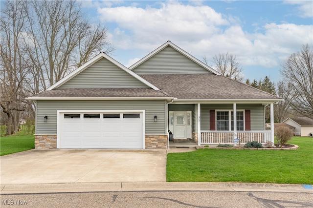 317 Alissa Ln, Canal Fulton, OH 44614 | 37 Photos - Movoto