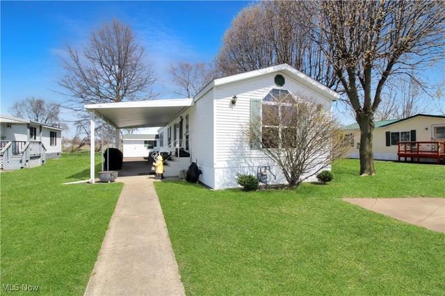 43 E Bass Cr, Marblehead, OH 43440 | MLS# 5116244 | 23 Photos - Movoto