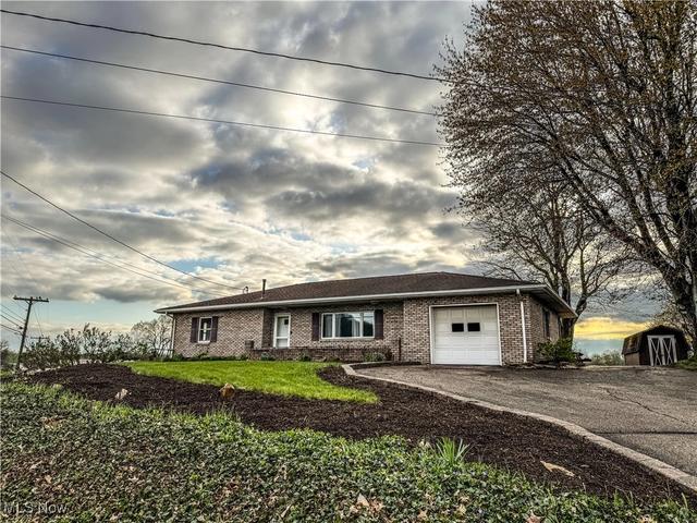 2314 State Route 39 NW, Dover, OH 44622 | MLS# 5116579 | 18 Photos - Movoto