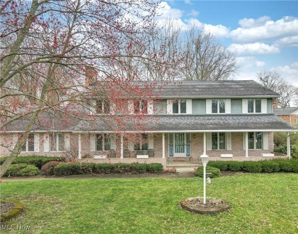 1243 Danbury Rd NW, North Canton, OH 44720 | MLS# 5121358 | 37 Photos ...