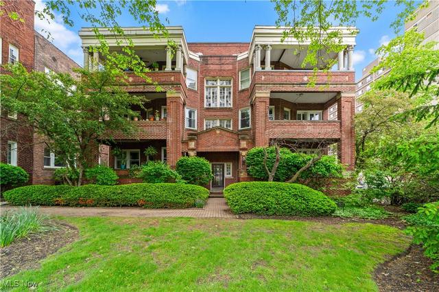 2713 Lancashire Rd #3, Cleveland Heights, OH 44106 | MLS# 5121916 | 35 ...