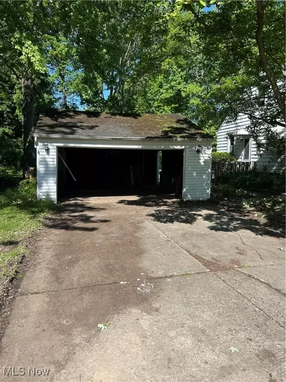 7354 Hopkins Rd, Mentor, OH 44060 | MLS# 5126256 | 9 Photos - Movoto