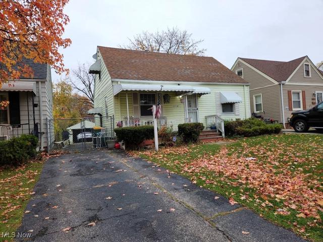 20715 Watson Rd, Maple Heights, OH 44137 | MLS# 5171980 | 31 Photos ...