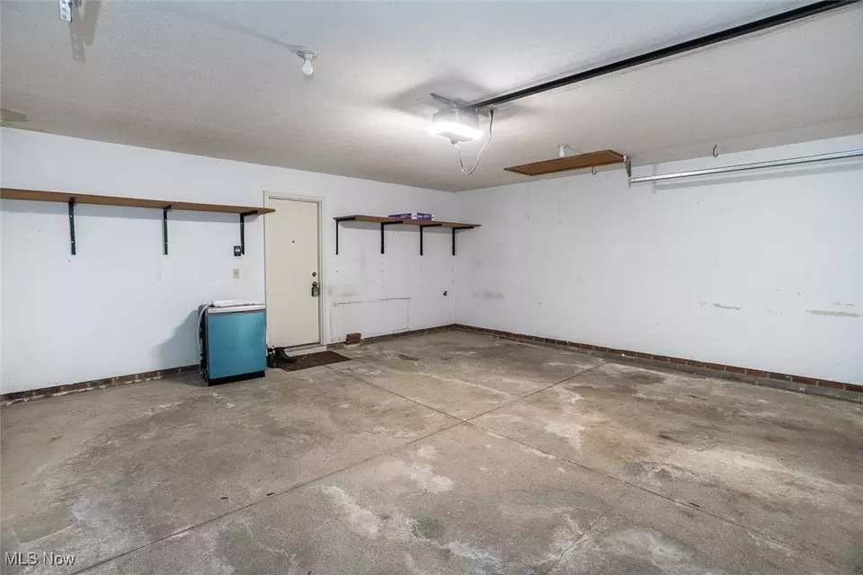 1360 Old Mill Path, Broadview Heights, OH 44147 | MLS# 5178766 | 36 ...