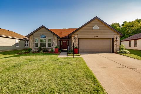 7755 Downey Ln, Dayton, OH 45426 | 45 Photos | MLS #1025484 - Movoto