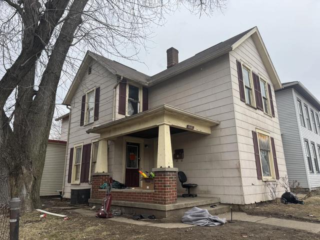 820 W North St, Springfield, OH 45504 | MLS# 1037116 | 10 Photos - Movoto