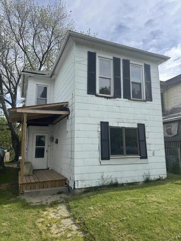 1572 Mound St, Springfield, OH 45505 | MLS# 1038612 | 14 Photos - Movoto