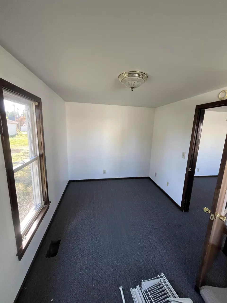 105 Maple St, Saint Marys, OH 45885 | MLS# 1042763 | 14 Photos - Movoto