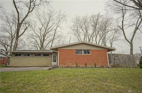 3301 Waltham Ave, Kettering, OH 45429 | 27 Photos | MLS #883617 - Movoto