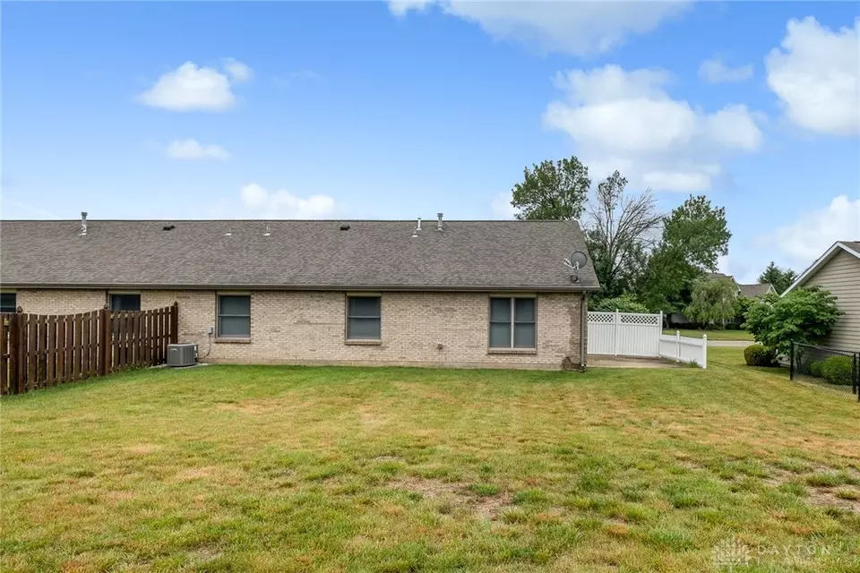 1903 Harris Ln, Xenia, OH 45385 | 27 Photos - Movoto