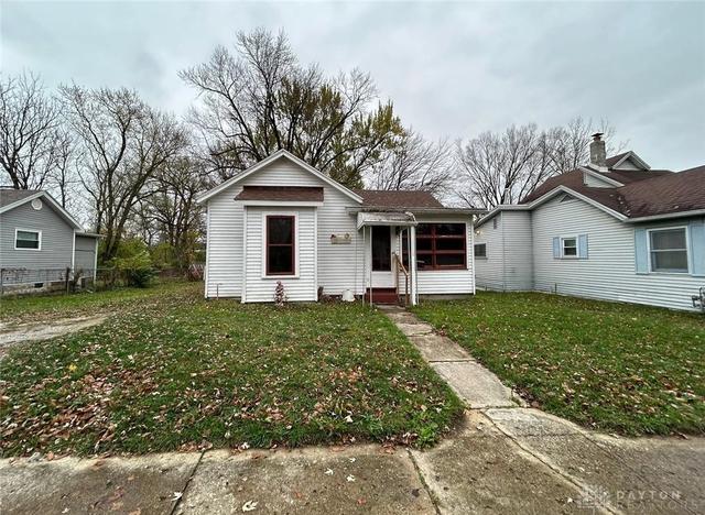 959 E Church St, Xenia, OH 45385 | 19 Photos - Movoto