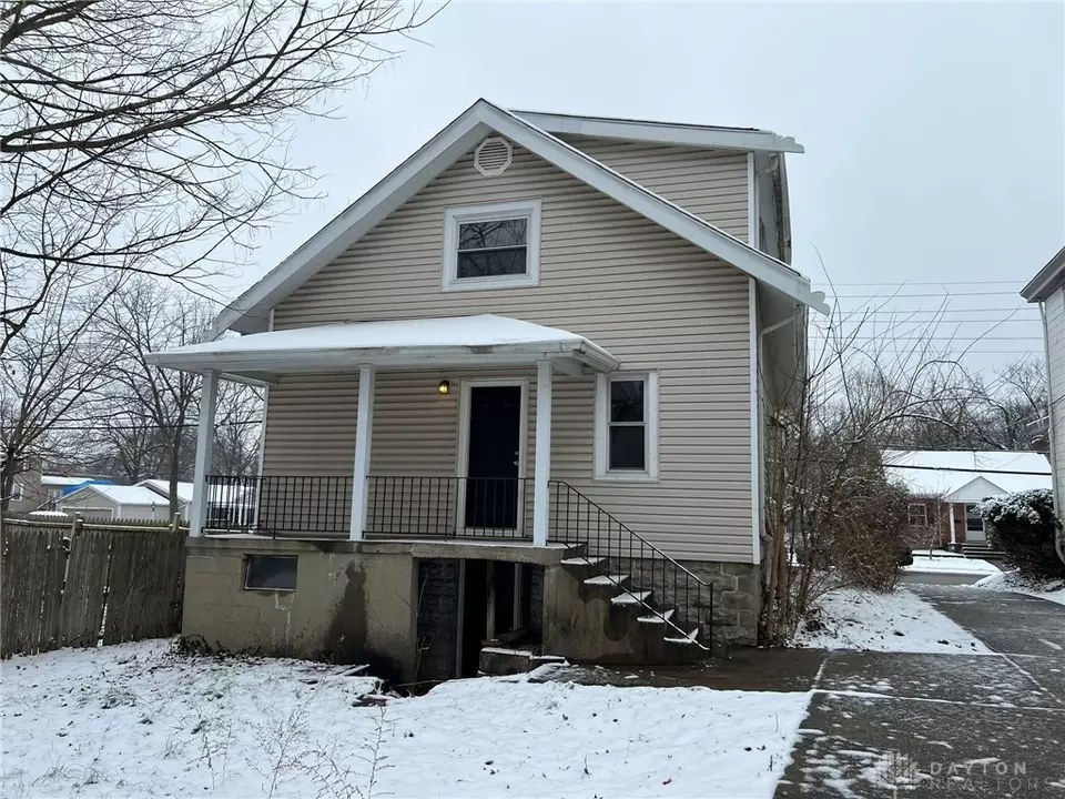 5923 Lantana Ave, Cincinnati, OH 45224 | MLS# 928081 | 8 Photos - Movoto