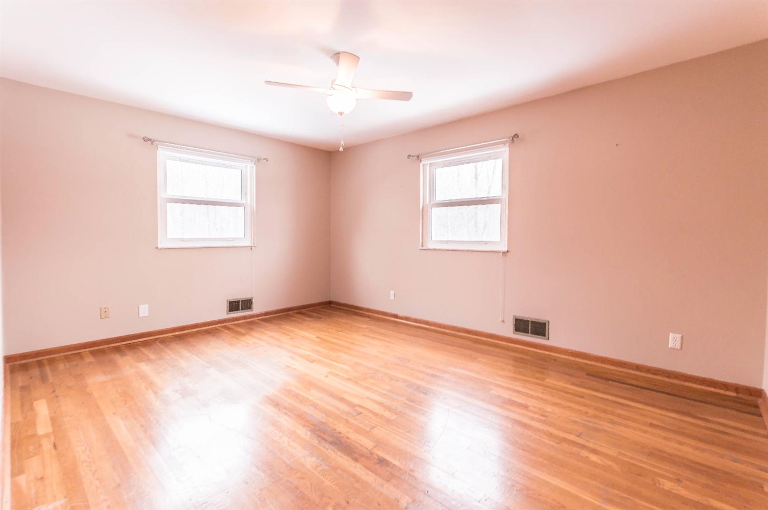 2836 Laurel Lindale Rd, New Richmond, OH 45157 MLS# 1481985 - Movoto.com