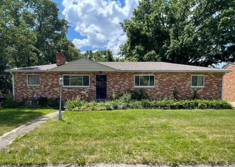 6117 Hedge Ave, Cincinnati, OH 45213 | 41 Photos | MLS #1773717 - Movoto