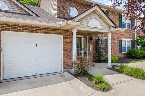 5704 Bridgetown Rd #4, Cincinnati, OH 45248 | 18 Photos | MLS #1774107 ...