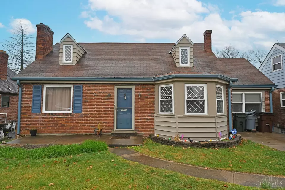 5259 Relluk, Cincinnati, OH 45238 | 46 Photos - Movoto