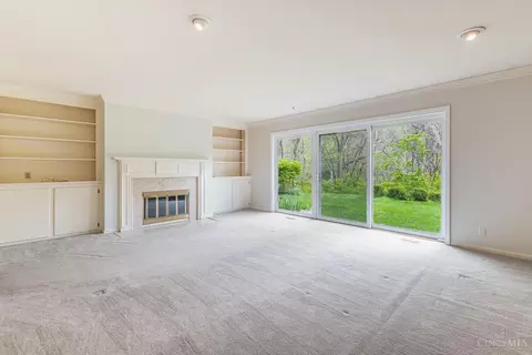 6944 Five Mile, Anderson Twp, OH 45230 | 50 Photos - Movoto