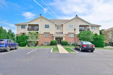 12171 Regency Run Ct, Cincinnati, OH 45240 | MLS# 1852153 | 31 Photos ...