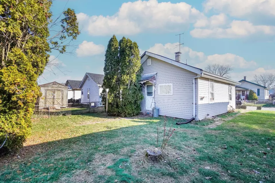 277 Howman Ave, New Miami, OH 45011 | MLS# 1863807 | 10 Photos - Movoto