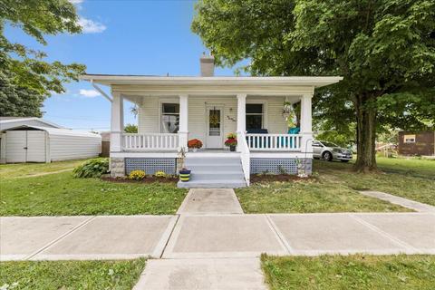 233 E High St, Amanda, OH 43102 | 31 Photos | MLS #222036408 - Movoto