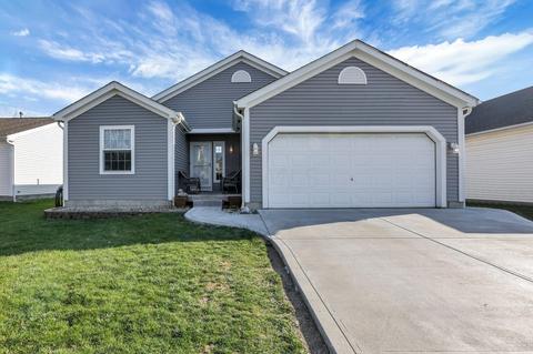 1449 Hackworth St, Columbus, OH 43207 | 33 Photos | MLS #223007730 - Movoto