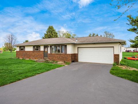 9555 Johnstown Utica Rd, Johnstown, OH 43031 | 44 Photos | MLS ...