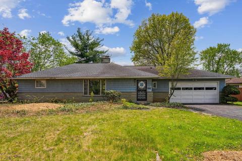 2971 Berwick Blvd, Columbus, OH 43209 | 48 Photos - Movoto