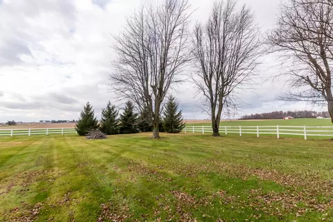 9850 State Route 38, London, OH 43140 | 37 Photos - Movoto